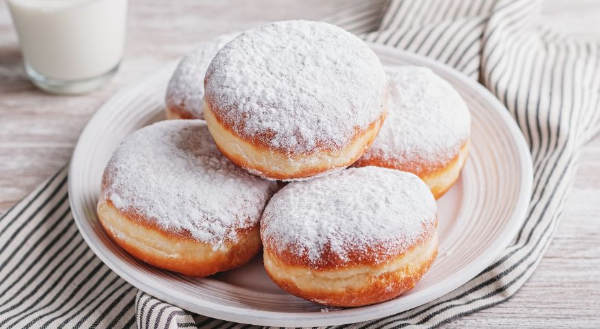 Jednostavne, a tako ukusne: Najbolji recept za domaće krafne sa savršenim "zlatnim prstenom ...