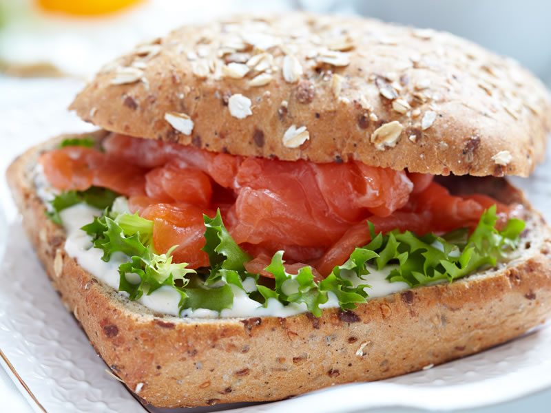 Sendvič od dimljenog lososa i jaja - CentarZdravlja