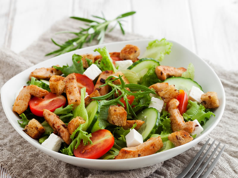 Salata od lososa i avokada - CentarZdravlja