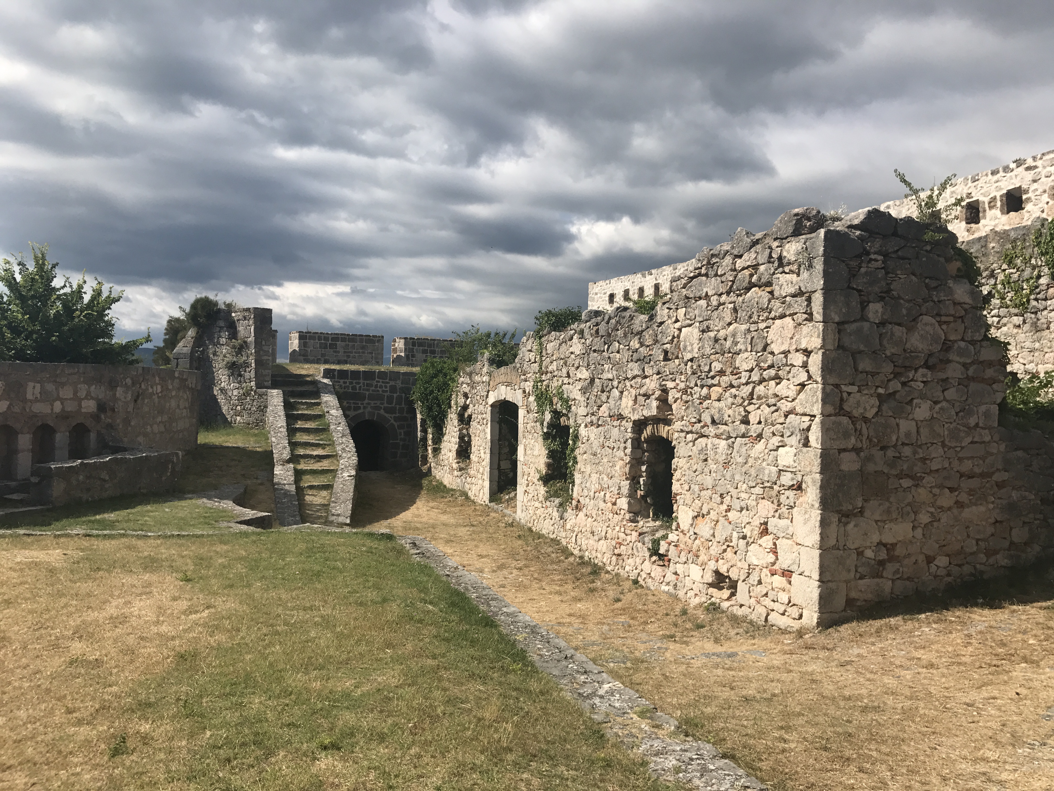 Kninska tvrđava – hrvatski biser koji zaslužuje mjesto na tronu ...