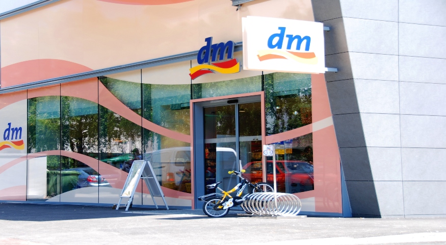 dm donirao neophodne proizvode građanima pogođenim potresom ...